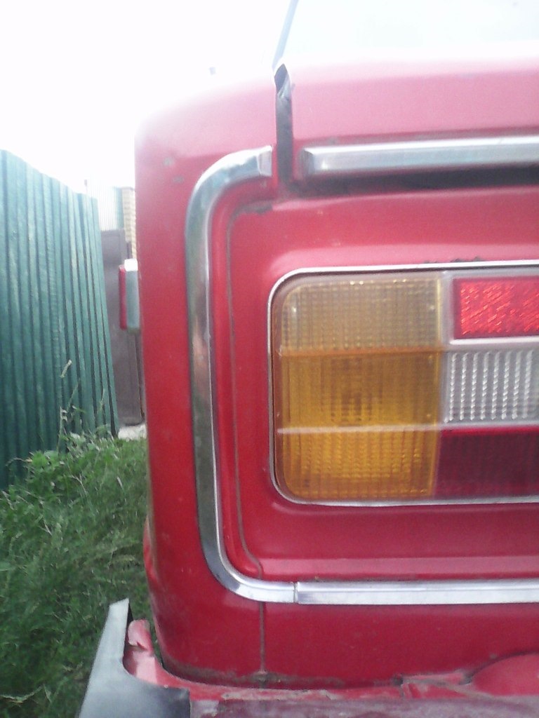 Наконец-то задний молдинг — Lada 21061, 1,5 л, 1984 года | своими ...