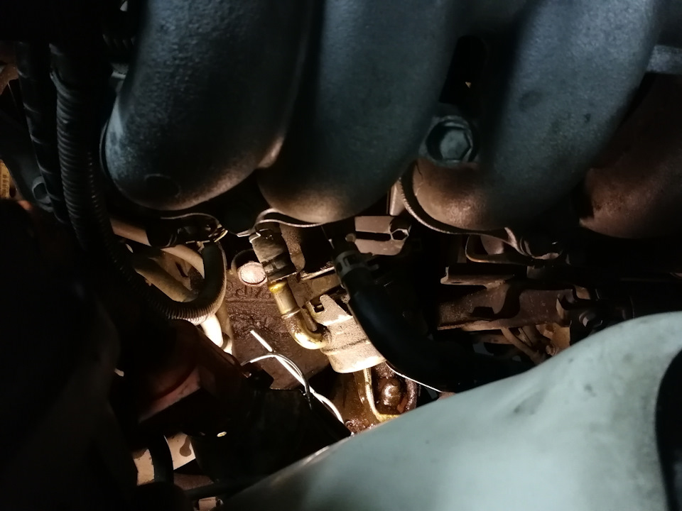 Замена резинок маслоохладителя — Lexus GS (JZS147), 3 л, 1997 года ...