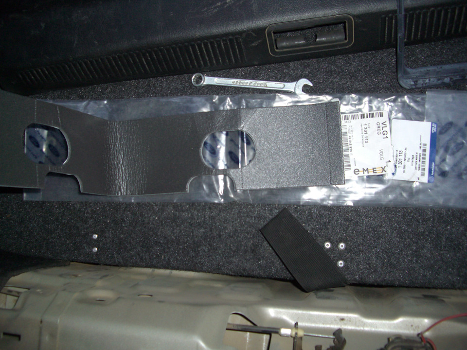 03~ Подкладка под номерной знак — Hyundai Elantra (3G), 1,6 л, 2004 ...