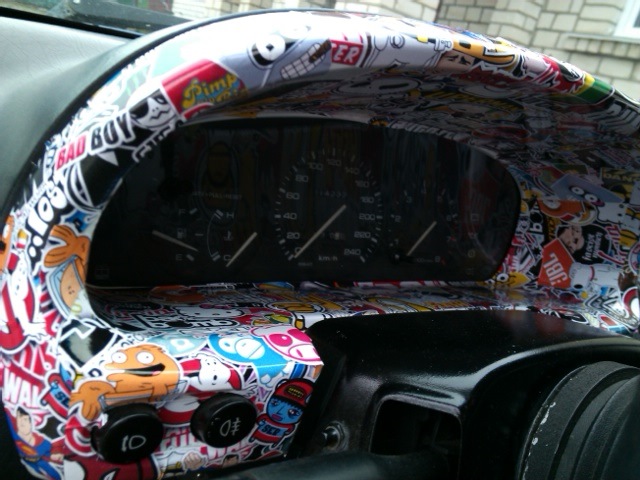 Sticker bombing =) — Mazda 323 IV, 1,6 л, 1992 года | стайлинг | DRIVE2