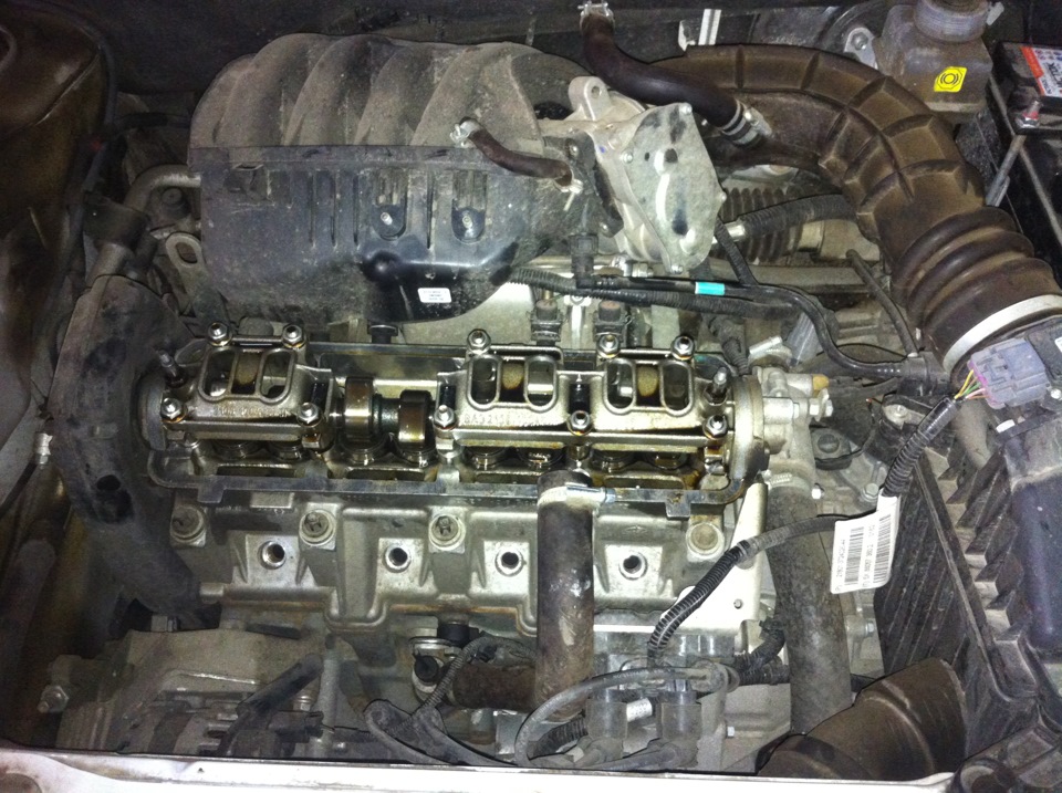 Регулировка зазоров в приводе клапанов. — Lada Гранта (1G), 1,6 л, 2013 ...