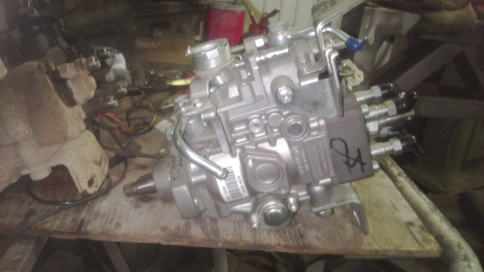 Прикупил вот на гресика тнвд, форсунки и заднюю дверь — Hyundai Grace ...