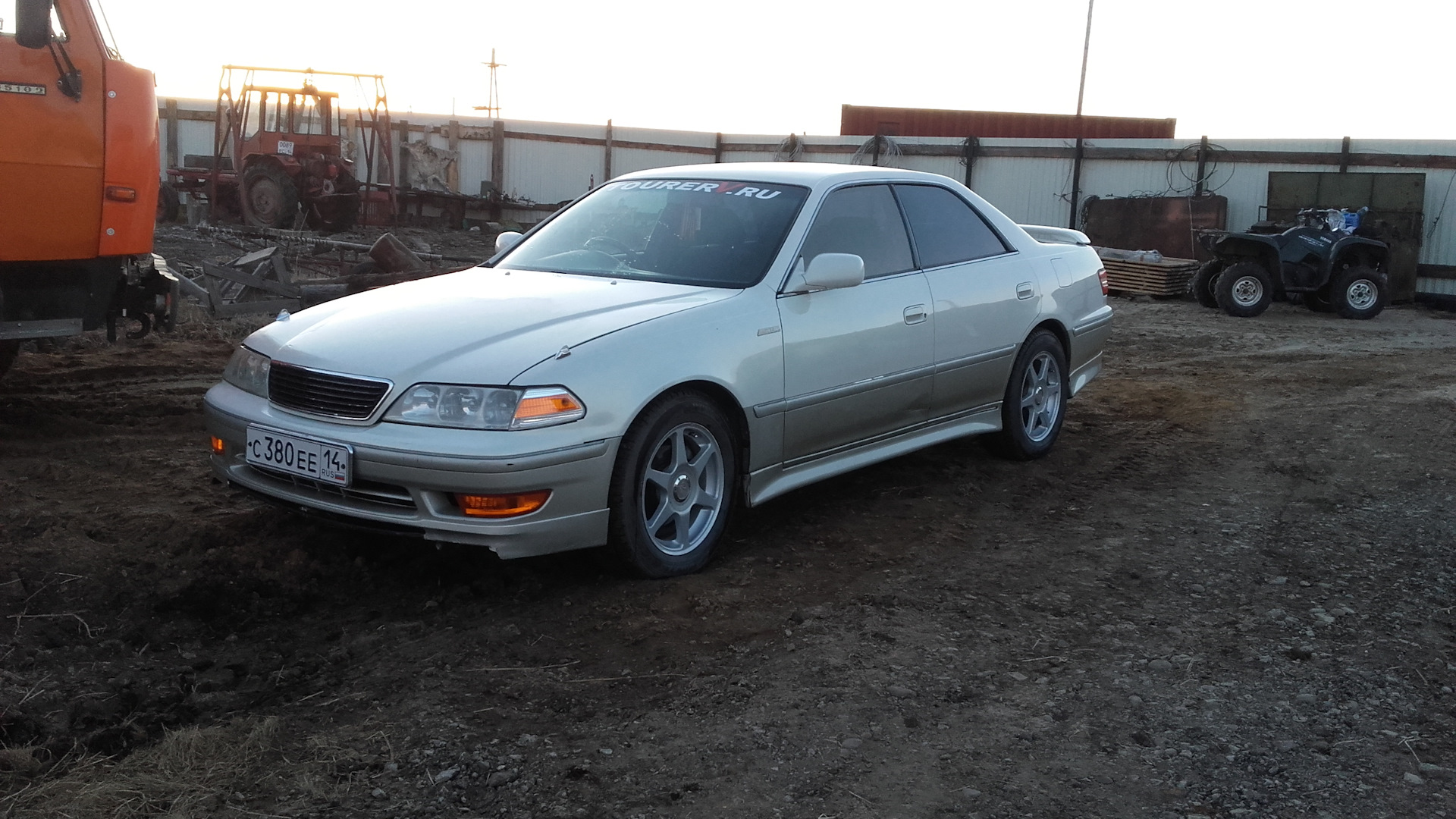 На прошлой недели дошли руки на переобувку — Toyota Mark II (100), 2,5 л, 1997 года | шины | DRIVE2