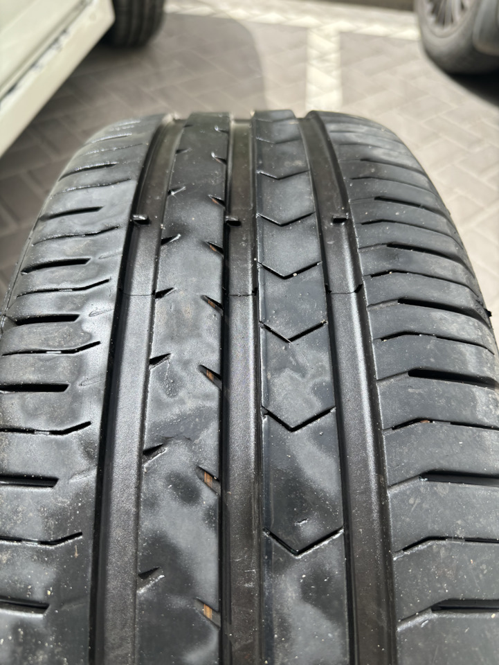 Шины летние Continental 185/55 R15 на Honda Fit (1G). Б/у | 5 800 ₽ в ...