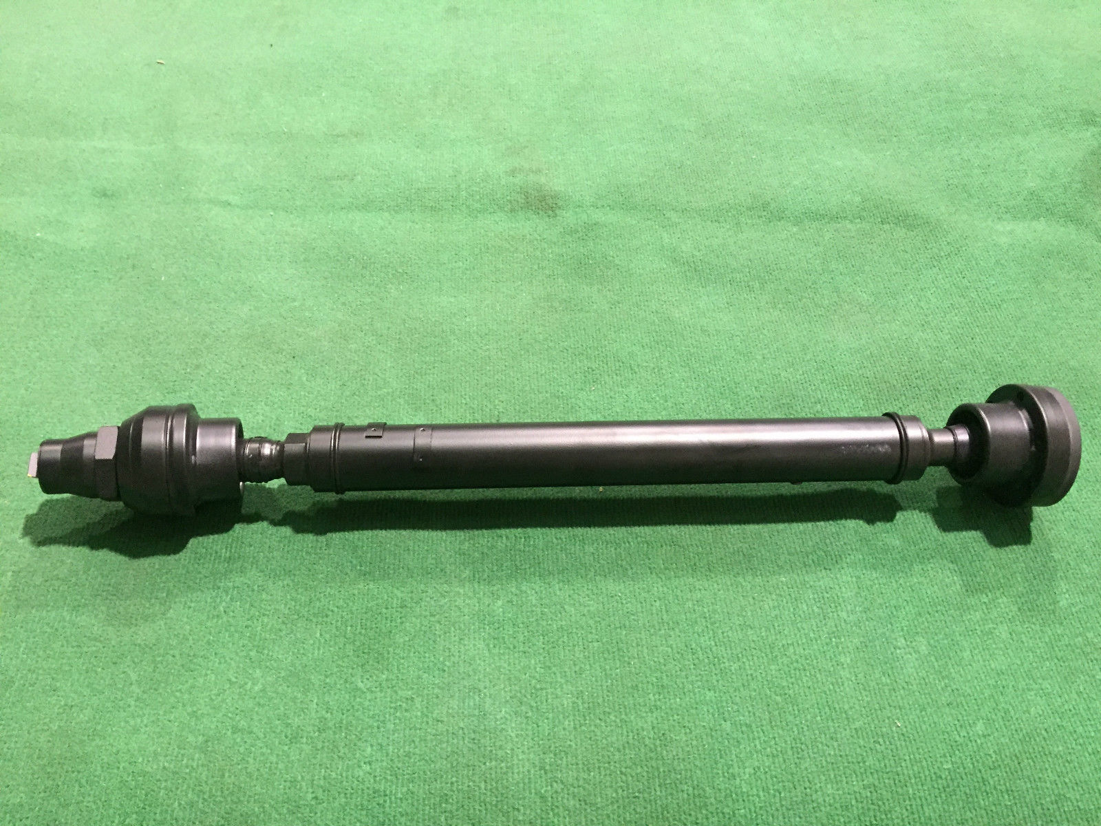 Карданный вал передняя часть | Range Rover LR057620 — United Spare ...