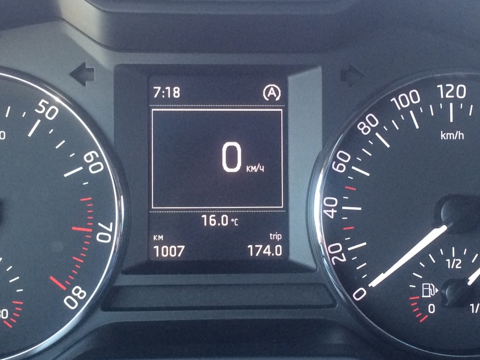 Пройдена 1000 км — Skoda Octavia Combi A7 Mk3, 1,8 л, 2014 года | просто так | DRIVE2