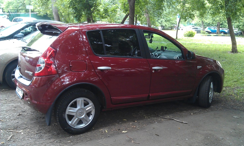 Летний загар — Renault Sandero 1G, 1,6 л, 2012 года | другое | DRIVE2