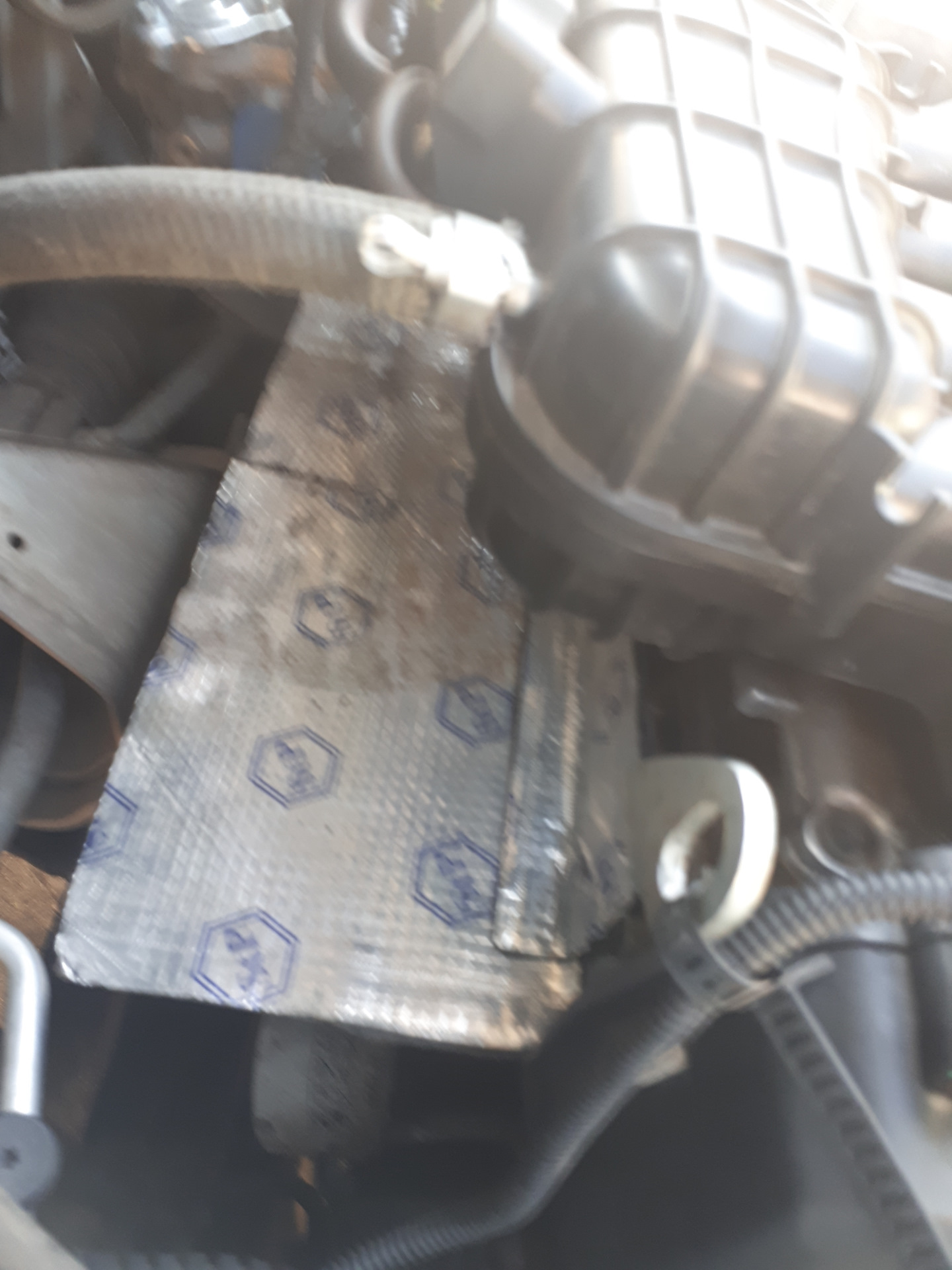 Замена виброгасящей гофры и тепловой экран — Lada Калина 2 хэтчбек, 1,6 ...