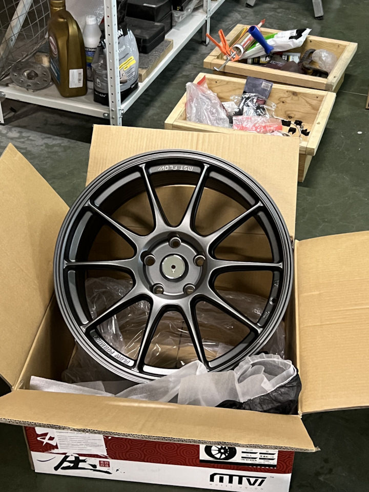 Шины летние Yokohama 245/35 R19, кованые диски Makstton 8,5Jx19 ET30 ...