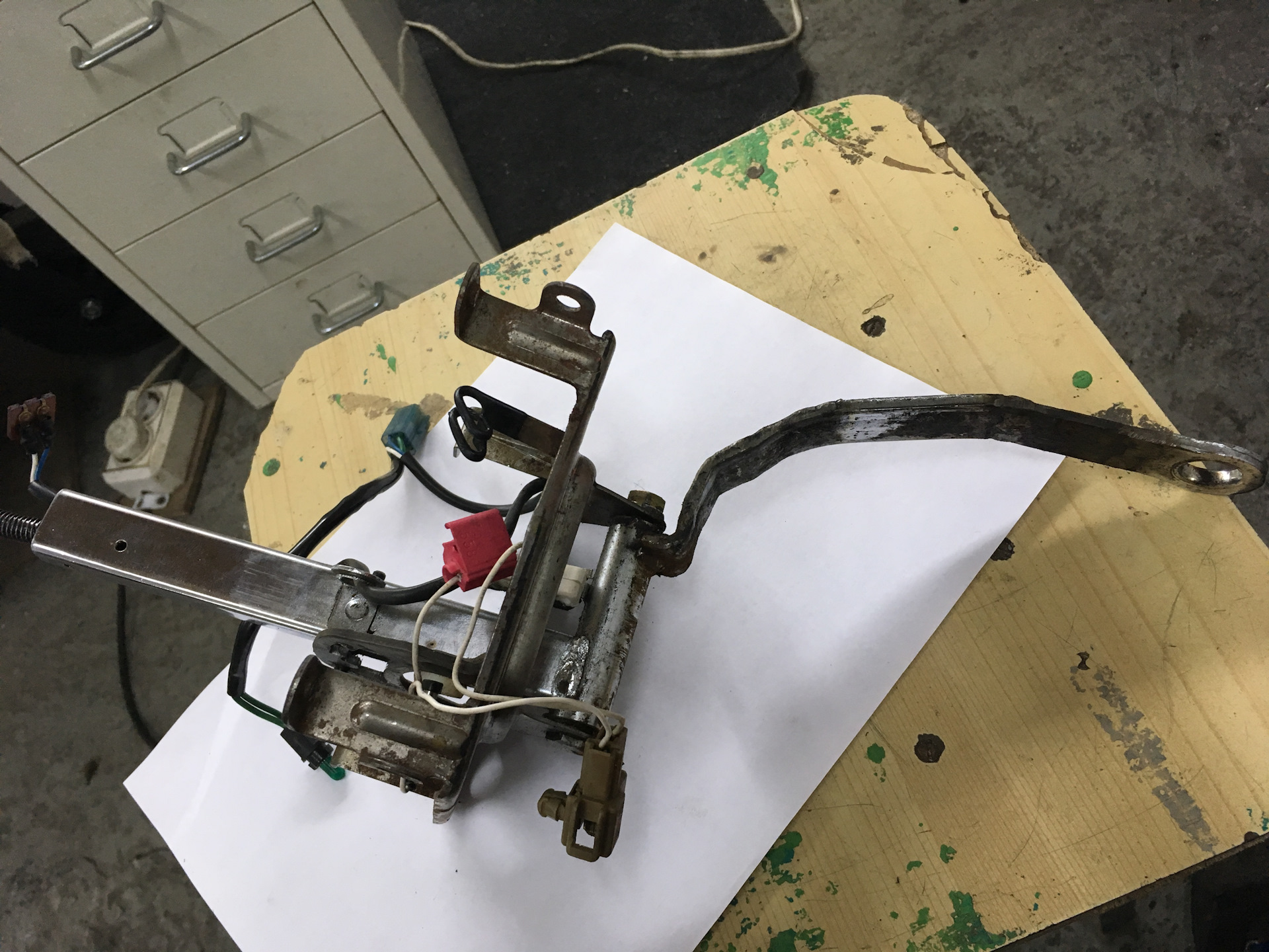 Втулки селектора АКПП. — Toyota Cresta (70), 4 л, 1985 года | своими ...