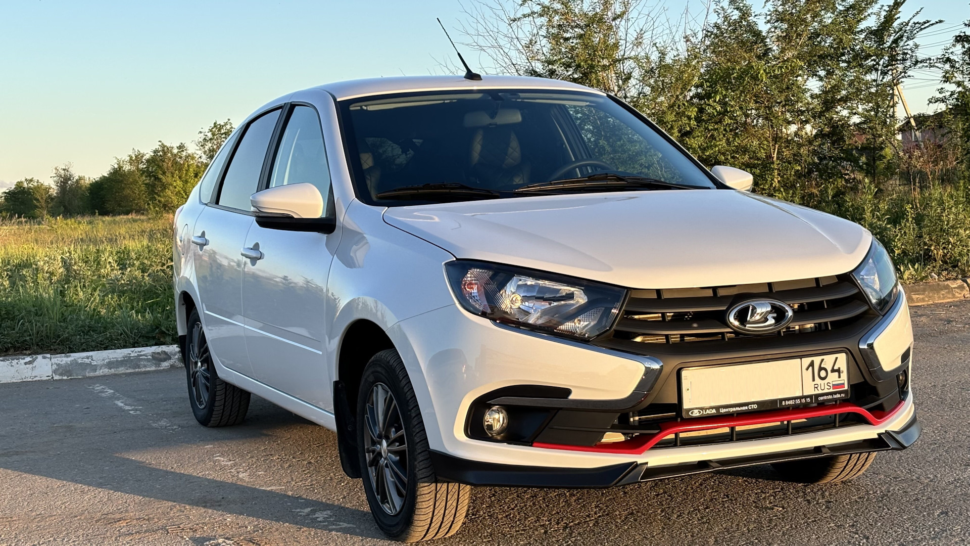 Сплиттер Барс — Lada Гранта Лифтбек (2G), 1,6 л, 2023 года | аксессуары ...