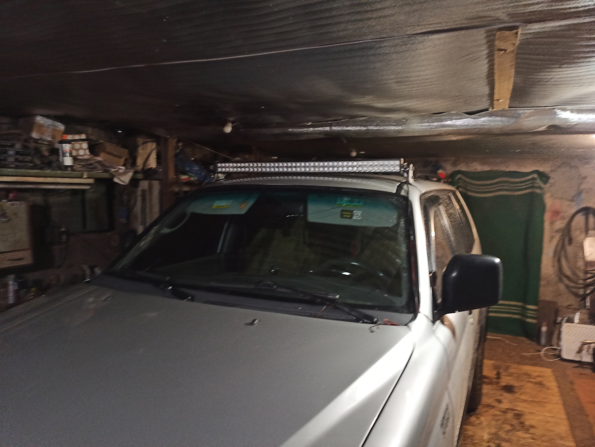Диодная балка на крышу — Mitsubishi Pajero Sport (1G), 3 л, 2002 года ...