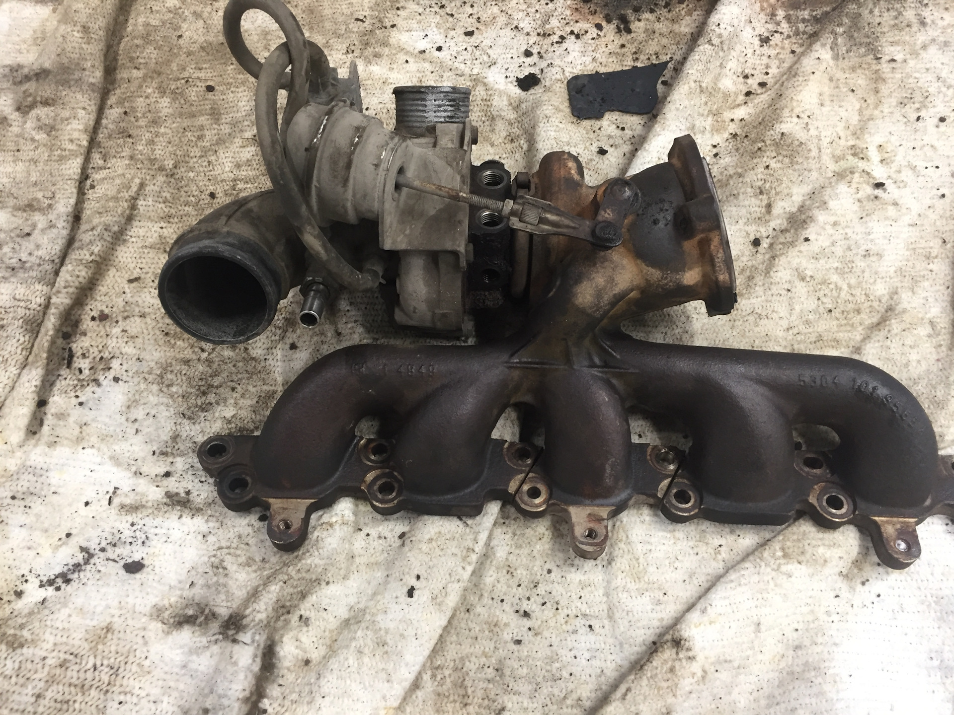 Замена прокладки выпускного коллектора или как я провел лето ч.1 — Ford ...