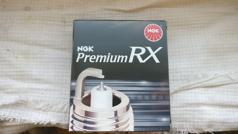 Свечи NGK PremiumRX BKR6ERX-PS(92220) — Renault Duster (1G), 2 л, 2015 года | расходники | DRIVE2