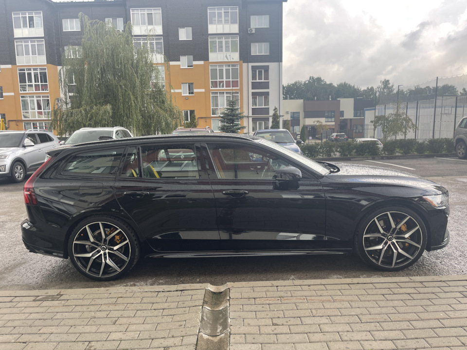 Летний конфиг r21 255/30 — Volvo V60 (2G), 2 л, 2022 года | колёсные ...