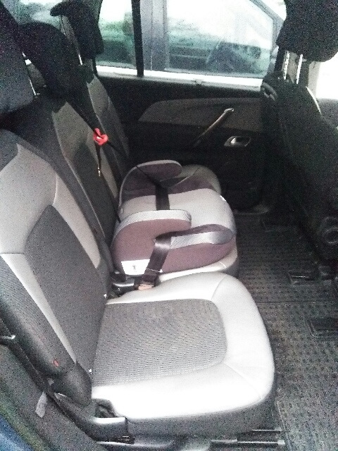 Бустер вместо кресла — Citroen Grand C4 Picasso (2G), 1,6 л, 2014 года ...