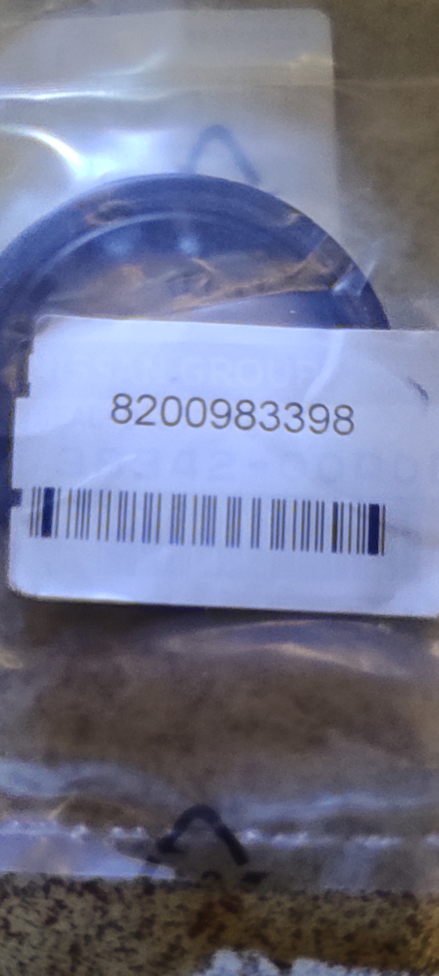 8200983398 САЛЬНИК ПРИВОДА КОЛЕСА ПРАВ (РЕЗ, МЕТ) RENAULT | Запчасти на ...