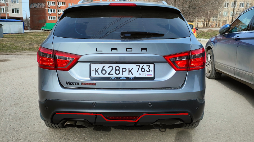 Lada Vesta SW Cross (1G) 1.6 бензиновый 2017 | "Fake SportWagon" на DRIVE2