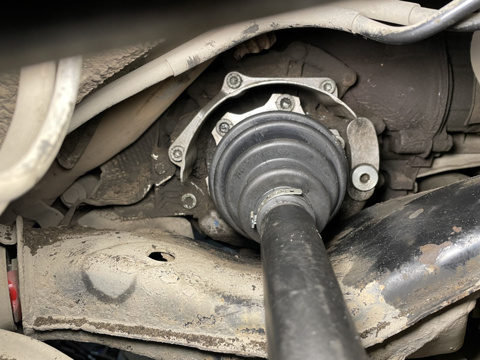 Привод, сальник привода, ABS — Volkswagen Passat B5, 1,8 л, 2001 года ...