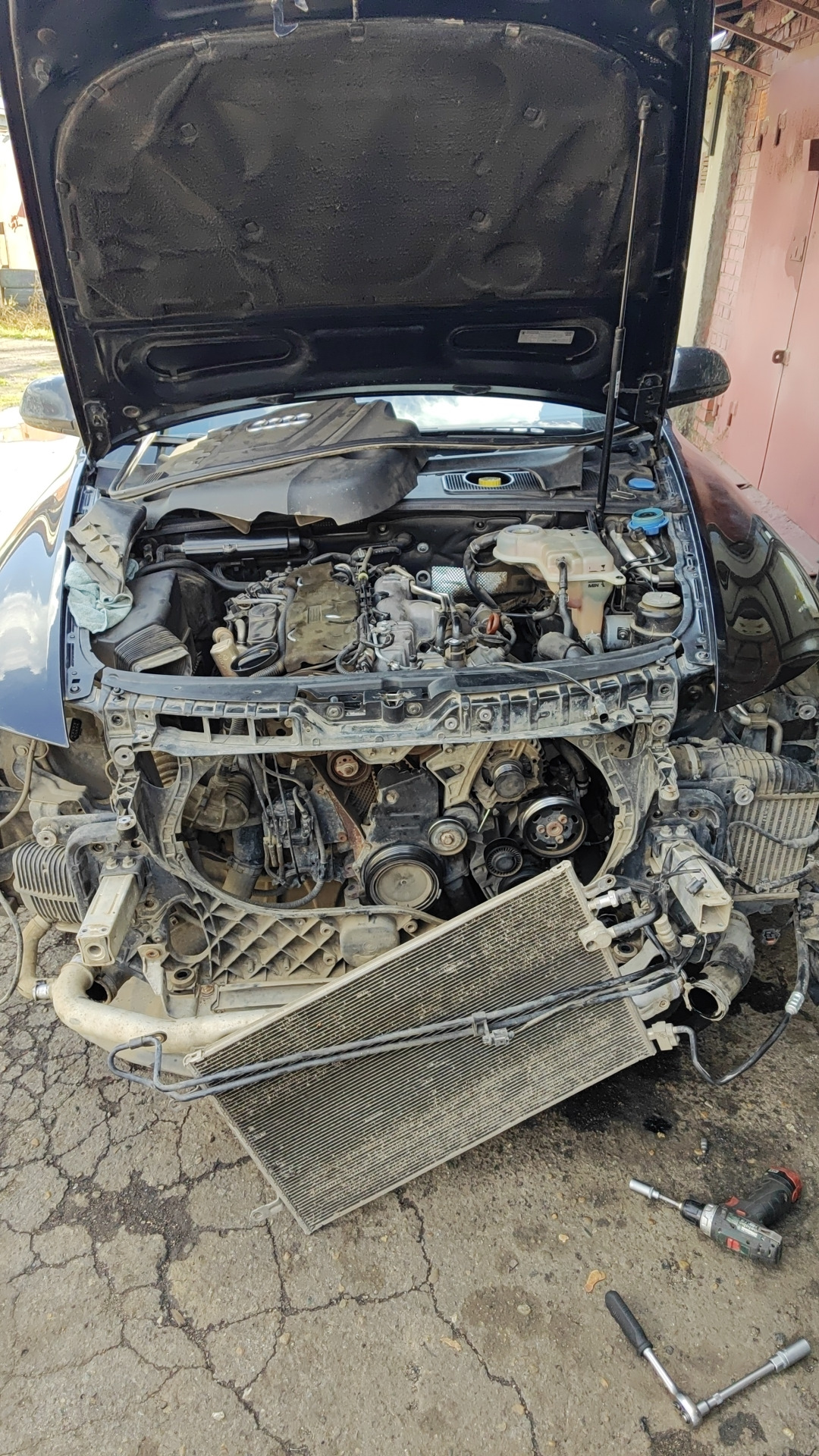 Замена ГРМ CAGB — Audi A6 (C6), 2 л, 2009 года | плановое ТО | DRIVE2