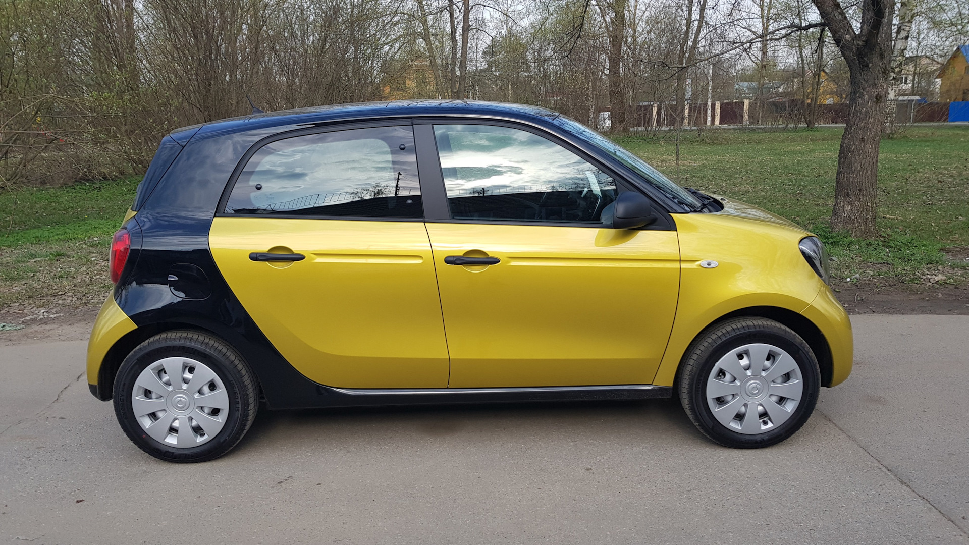 Smart forfour (2G) 0.9 бензиновый 2018 | на DRIVE2