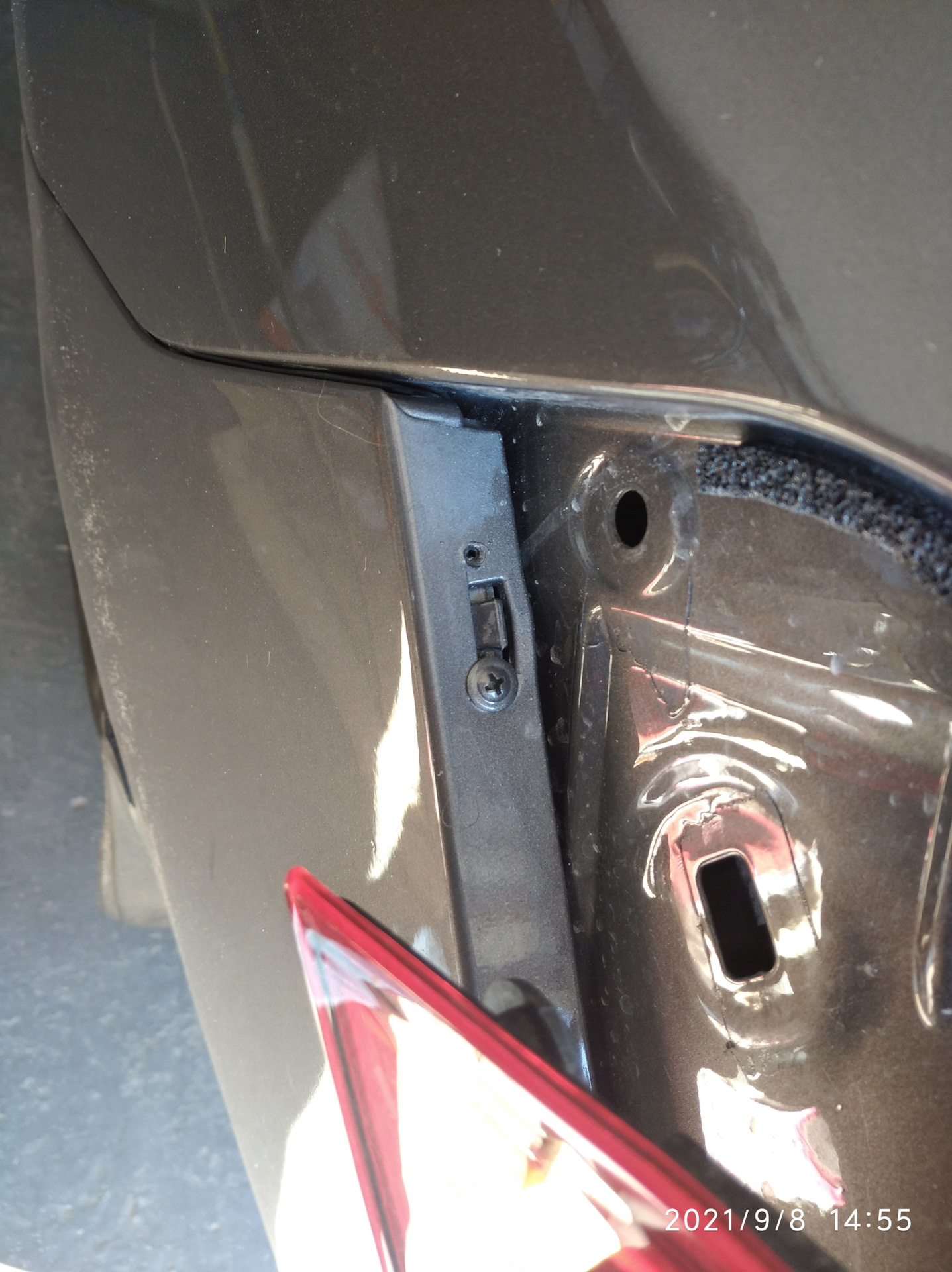 Check brake lights (3) Renault Laguna III — Renault Laguna III, 1,5 л ...