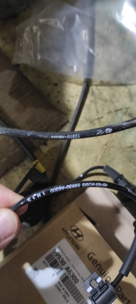 59930A6300 ДАТЧИК АБС (КОЛИЧЕСТВА ОБОРОТОВ КОЛЕСА) KIA HYUNDAI ...