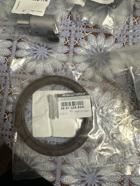 289132889R Сальник коленчатого вала RENAULT | Запчасти на DRIVE2