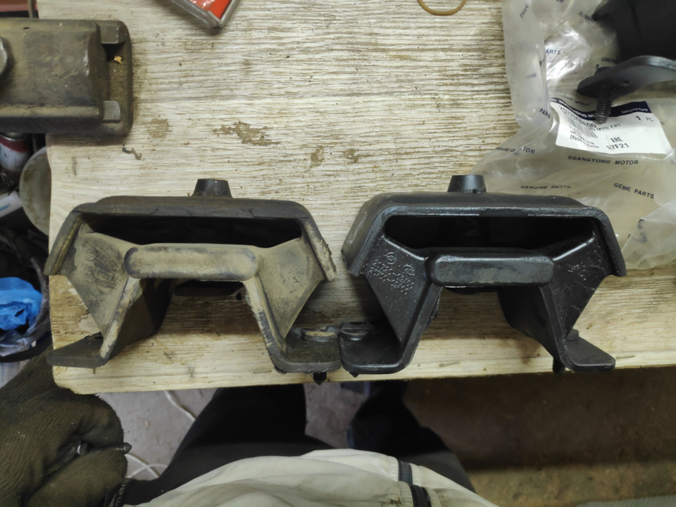 Подушка двигателя — SsangYong Kyron, 2 л, 2012 года | своими руками ...