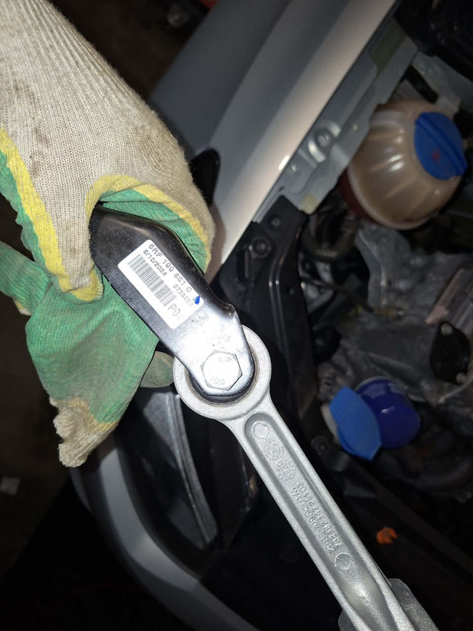 6RF199851C Опора VAG | Запчасти на DRIVE2