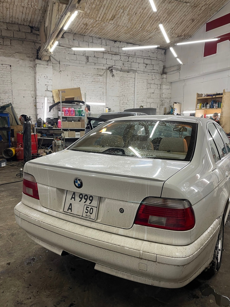 Оригинайльный спойлер M5 E39 BMW 2 694 051 — BMW 5 series (E39), 3 л, 2003 года | тюнинг | DRIVE2