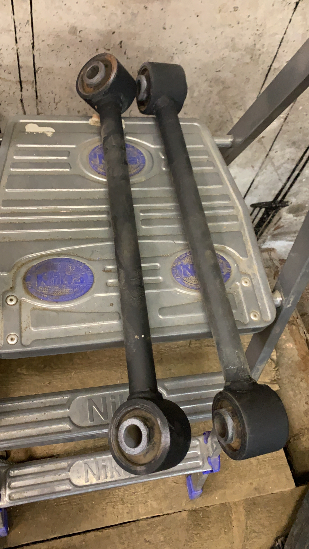 Обслужил подвеску — Toyota Land Cruiser 80, 4,5 л, 1996 года ...