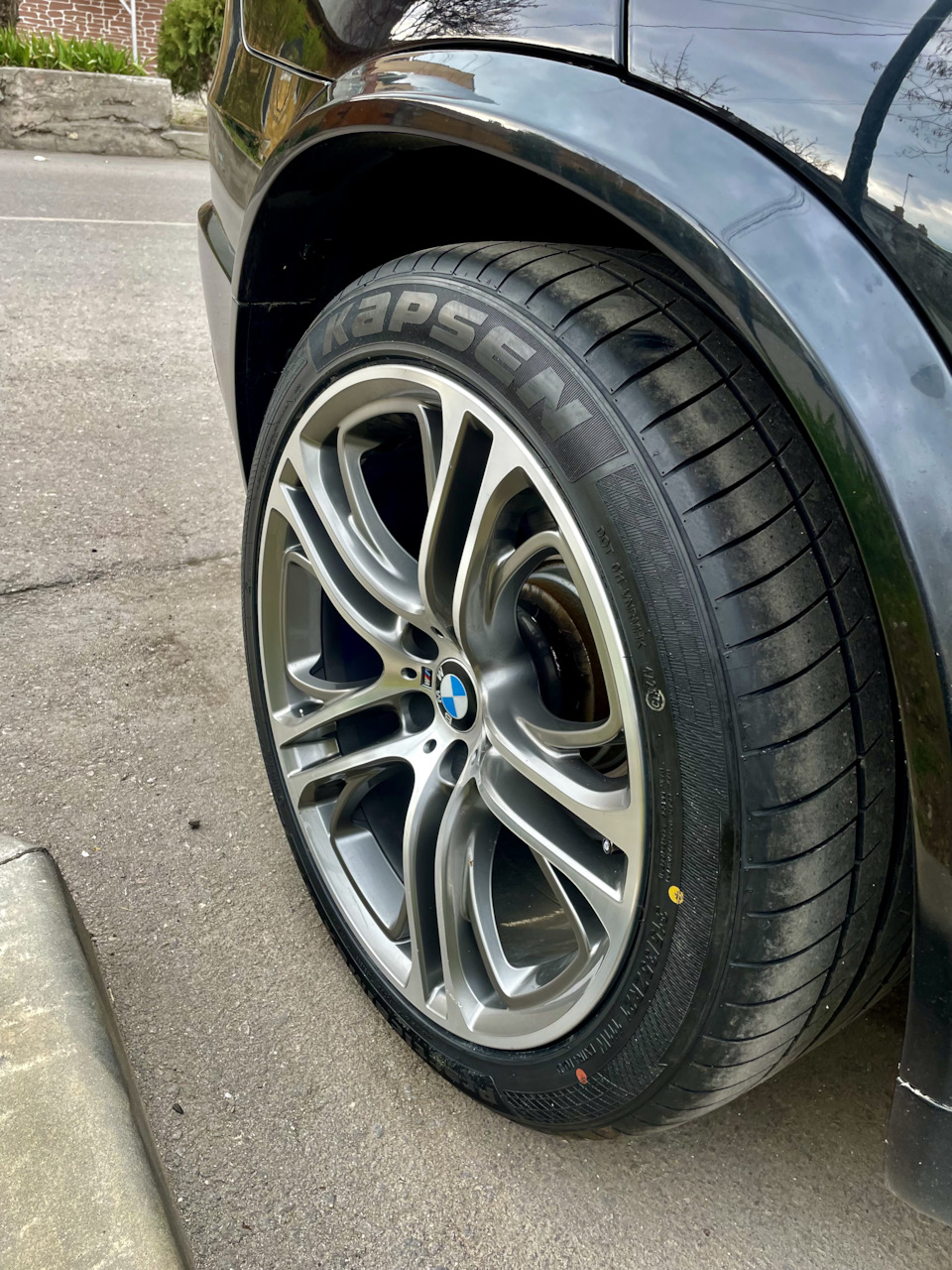 ТО 167 тыс. км: переход на летние шины R21 Kapsen. — BMW X5 (E70), 4,8 л, 2008 года | шины | DRIVE2