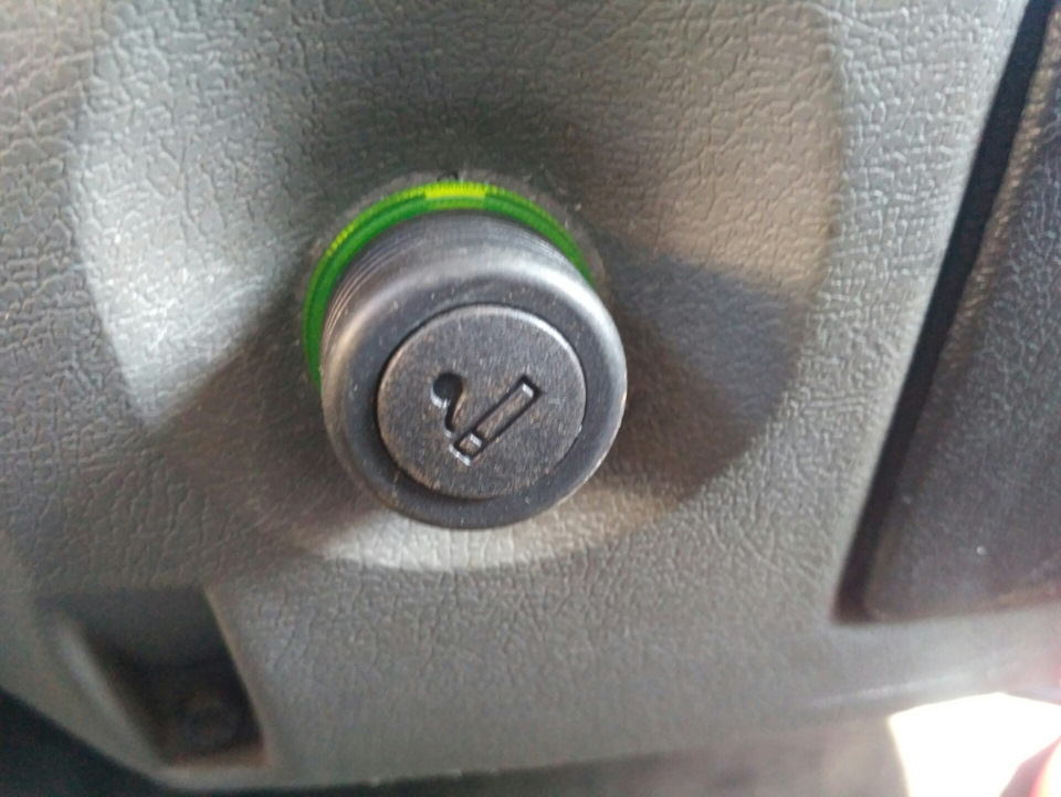 USB разъем, прикуриватель — ГАЗ Газель, 2,3 л, 2003 года | электроника ...