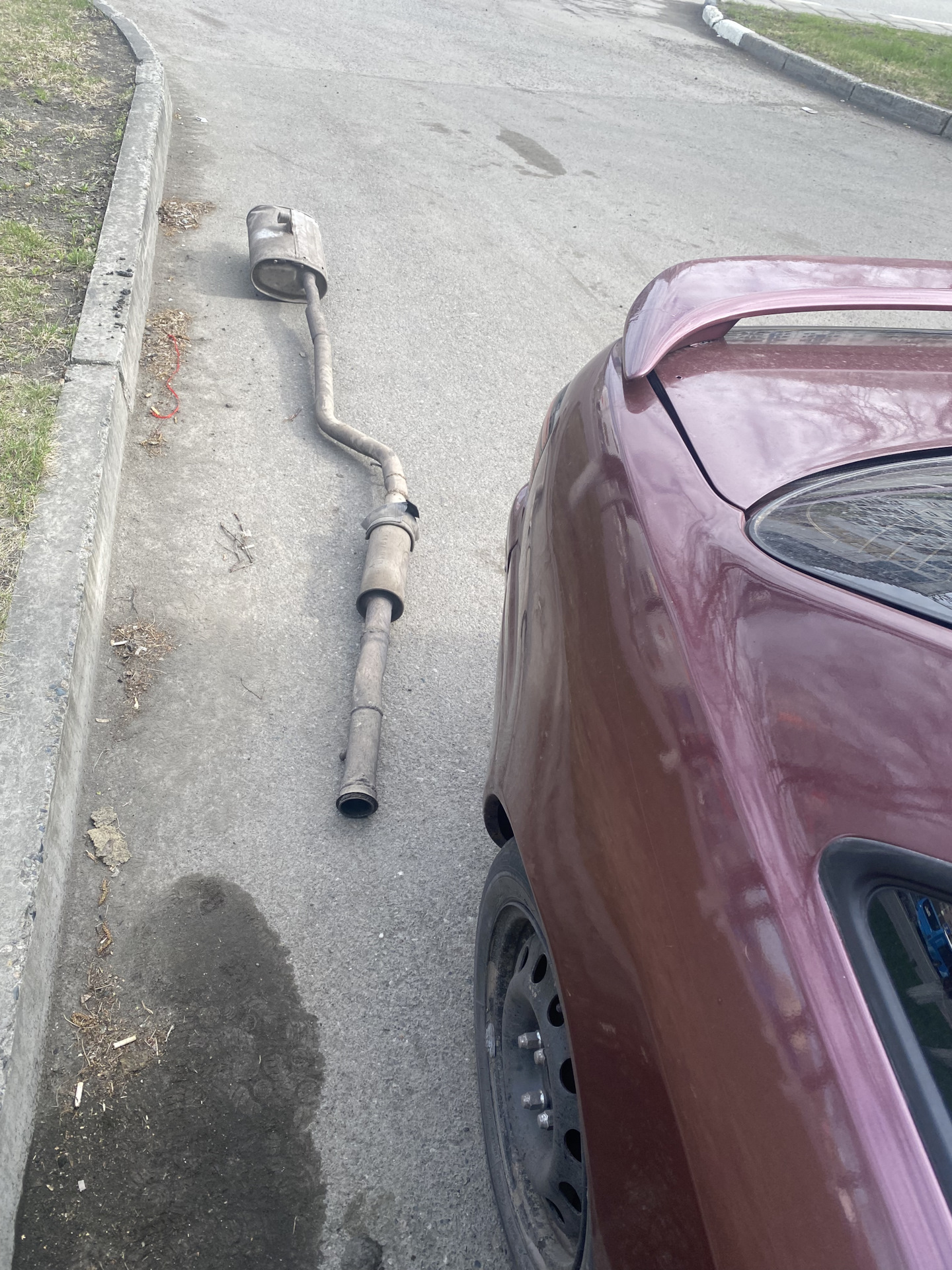 Вот и отвалился 😂 — Toyota Sprinter Trueno (111), 1,6 л, 1995 года ...