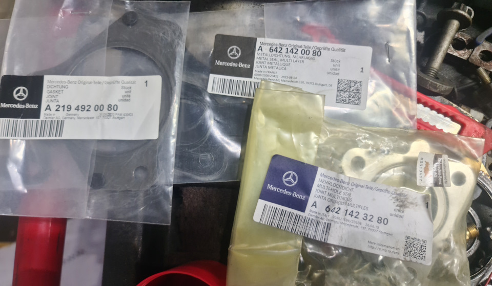 A6421423280 Прокладка выпускного коллектора. Mercedes | Запчасти на DRIVE2