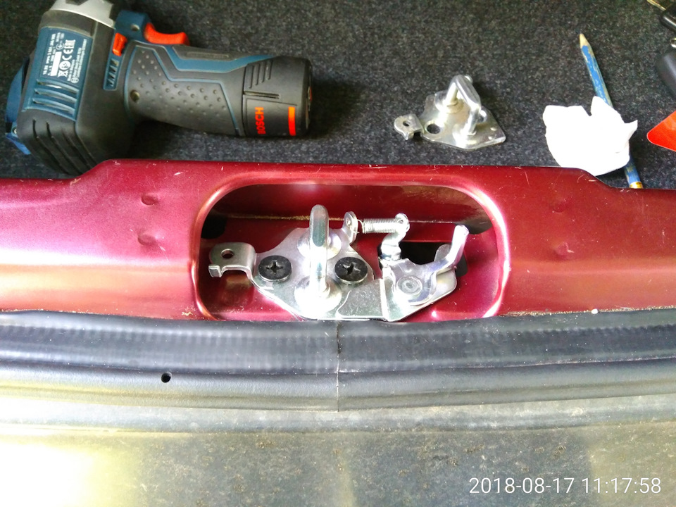 Открыть багажник из салона — Daewoo Matiz (M100/M150), 0,8 л, 2010 года ...