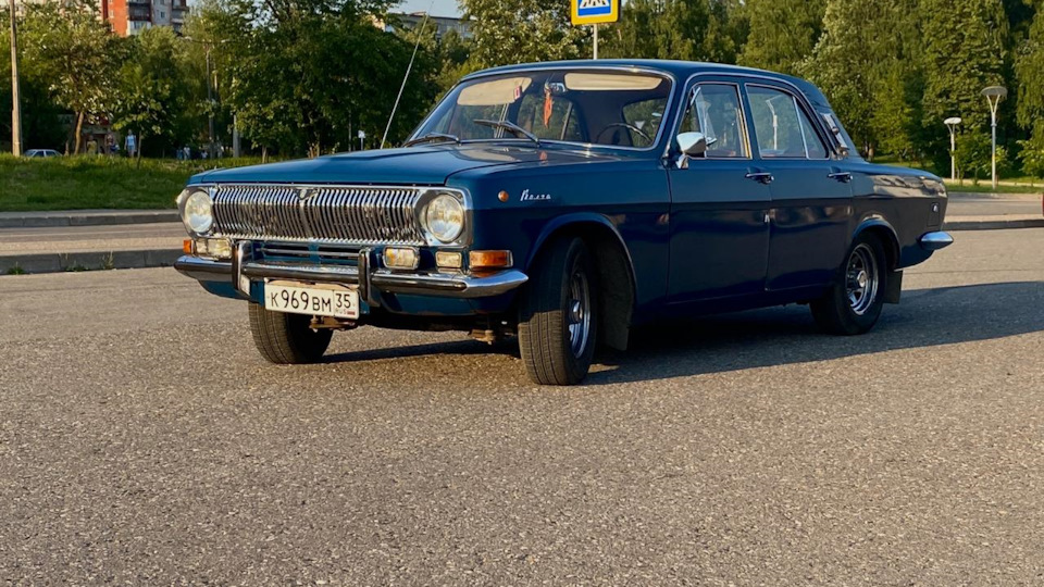 ГАЗ 24 2 4 бензиновый 1983 Дипломат на Drive2