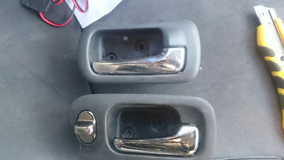 Ручка с кнопкой центрального замка — Honda Civic Hatchback (7G), 1,5 л ...