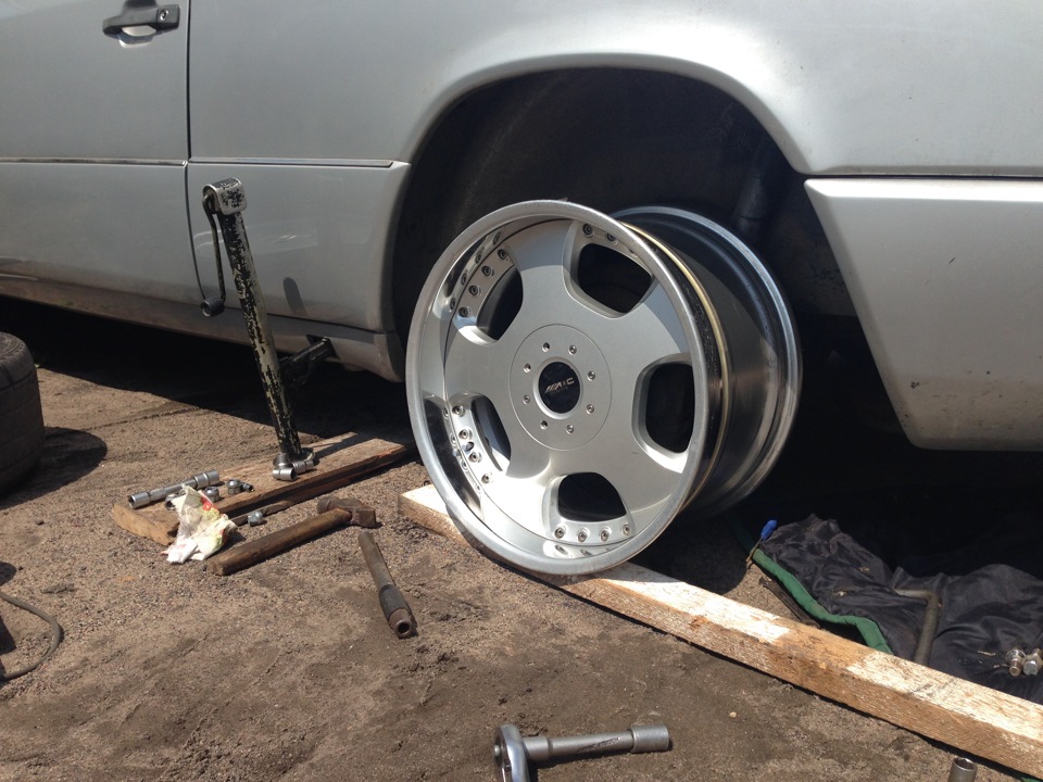 ABC Exclusive — Mercedes-Benz E-Class Coupe (C124), 3 л, 1989 года ...