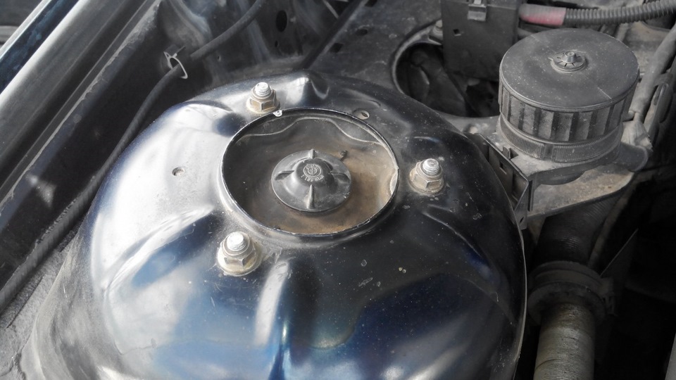 36. Защитные колпачки стаканов, воздушный/салонный фильтры — BMW 3 ...