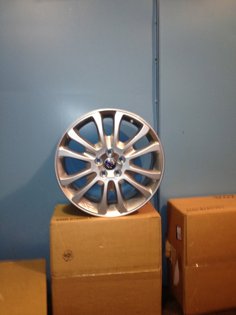 Радость :) — Volvo XC60 (1G), 2,4 л, 2014 года | колёсные диски | DRIVE2