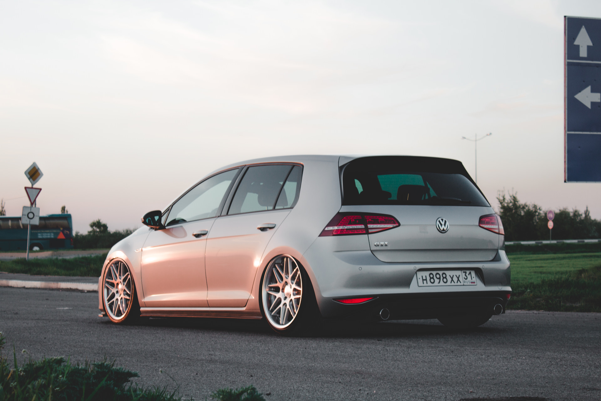 Bagged mk7 GTI — фото — Volkswagen Golf GTI Mk7, 2 л, 2014 года ...