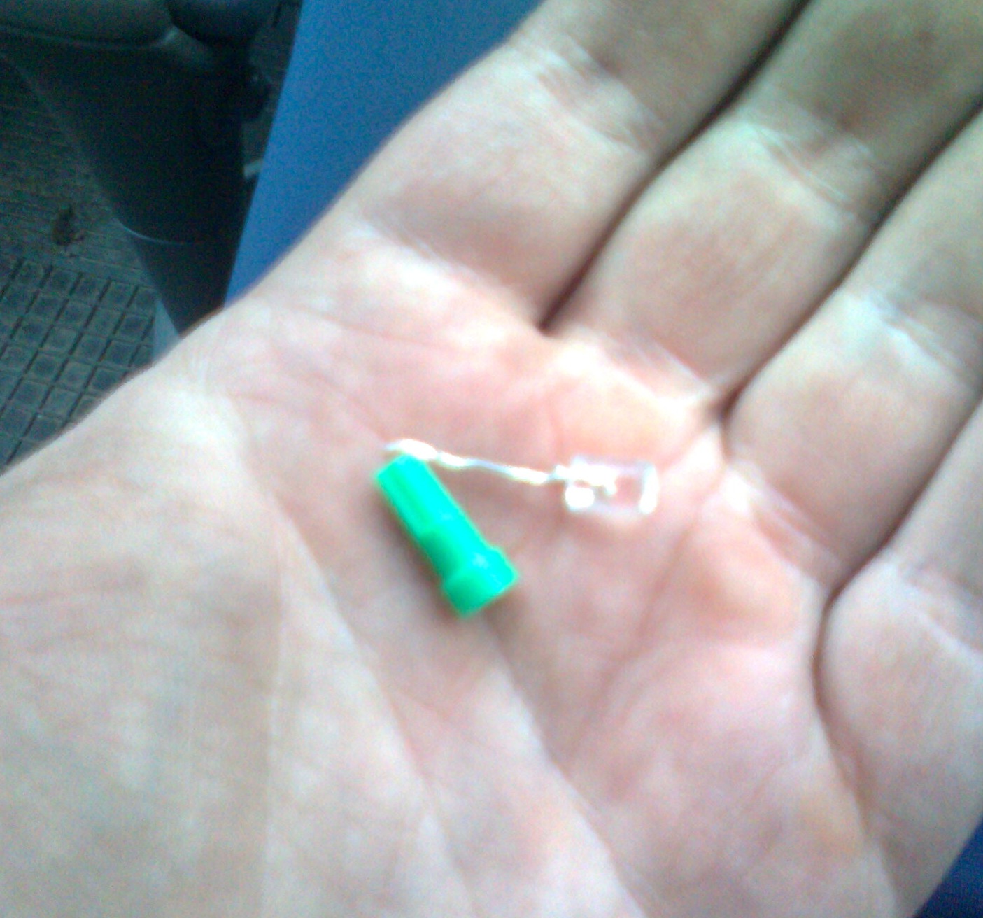 Замена лампочек подсветки блока управления печки — Toyota Vitz (10), 1 ...