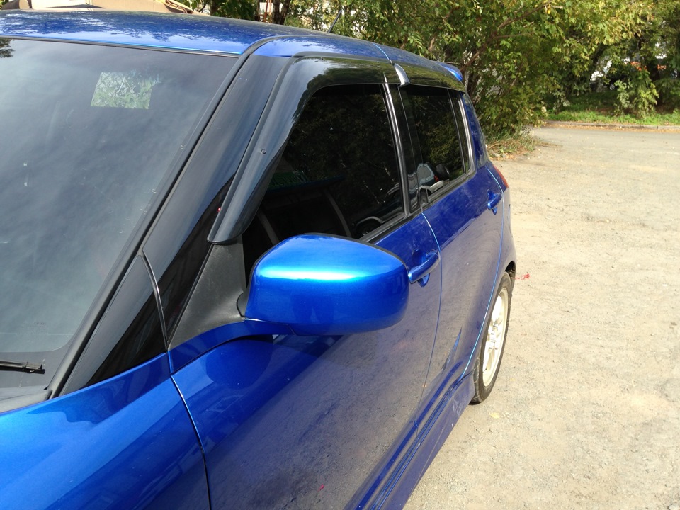 ветровички — Suzuki Swift (2G), 1,3 л, 2005 года | аксессуары | DRIVE2
