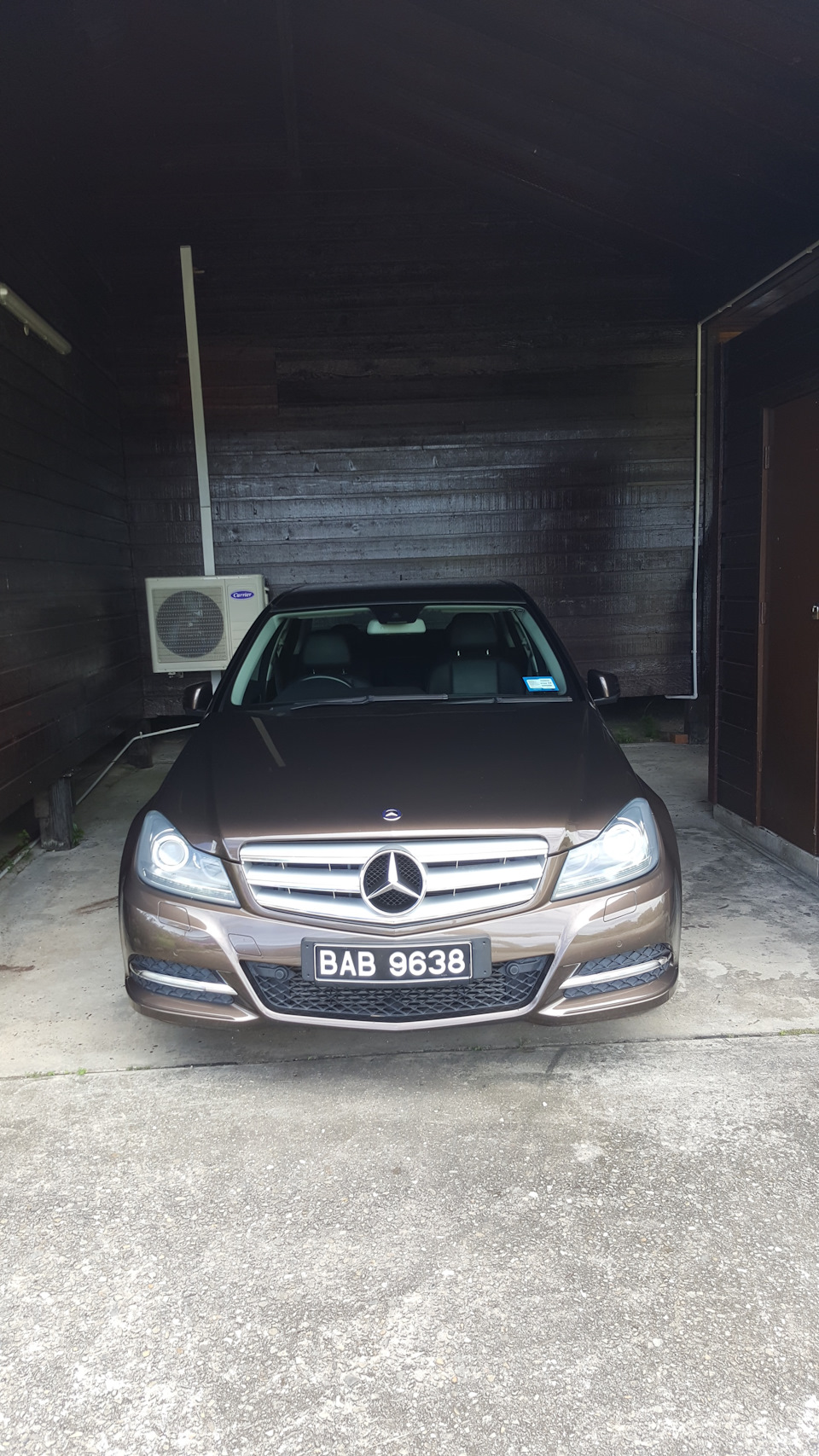 Впечатление от W204 в сравнении с W205 и F30 — Mercedes-Benz C-Class (W205), 2014 года ...