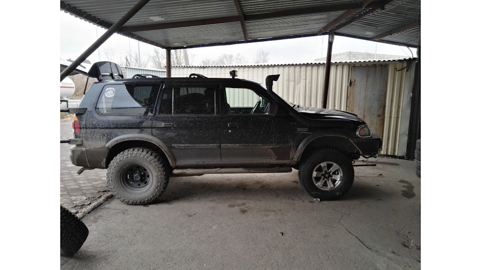 #79_Maxxis Arctictrekker NS3 275/70 R16, шип — Mitsubishi Montero Sport ...