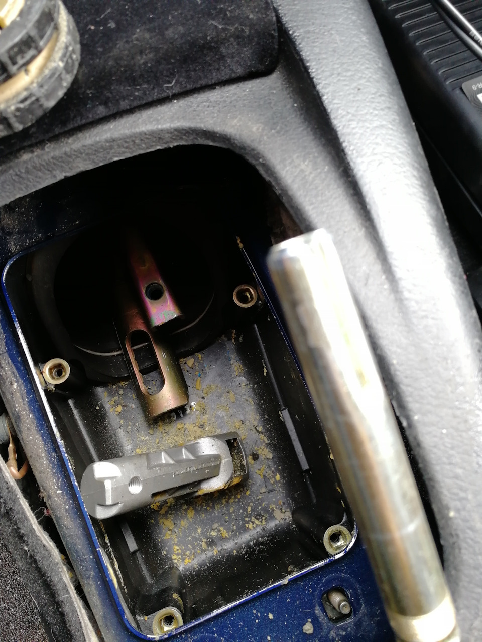 Ремонт кулисы МКПП — Volkswagen Passat B5, 1,8 л, 2002 года | своими ...