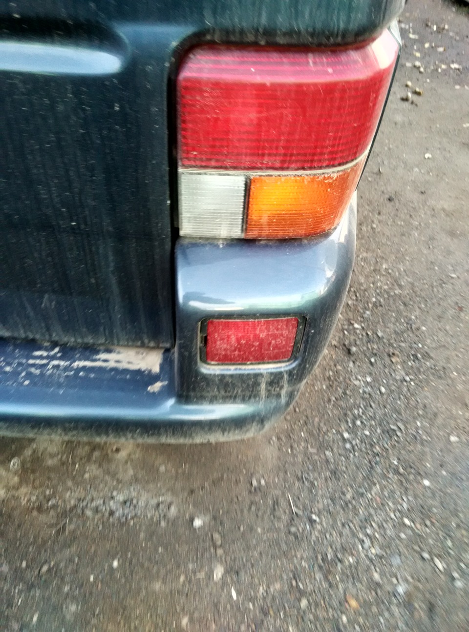 На конец пришли задние габариты. — Volkswagen Transporter T4, 2,5 л ...