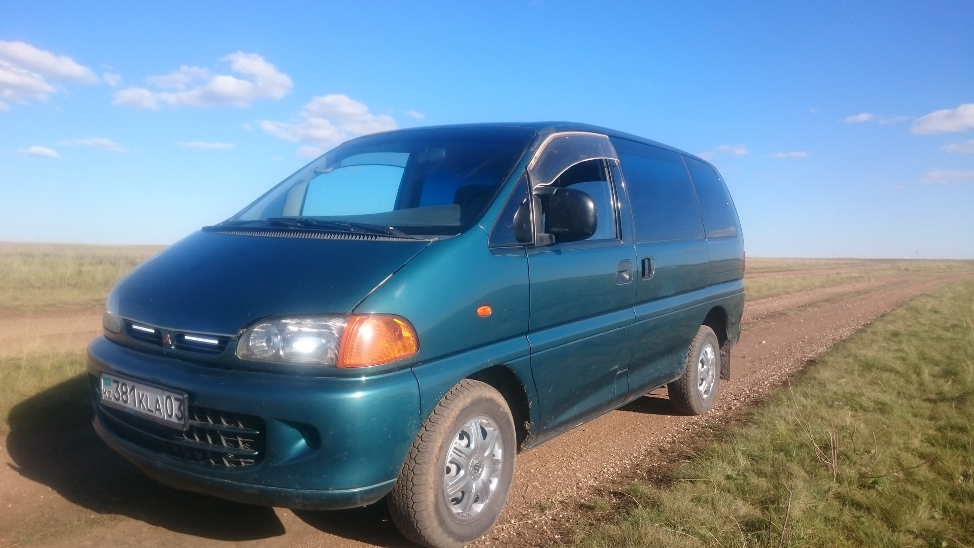 Mitsubishi Space Gear 2.4 бензиновый 1995 | Mitsubishi space gear на DRIVE2